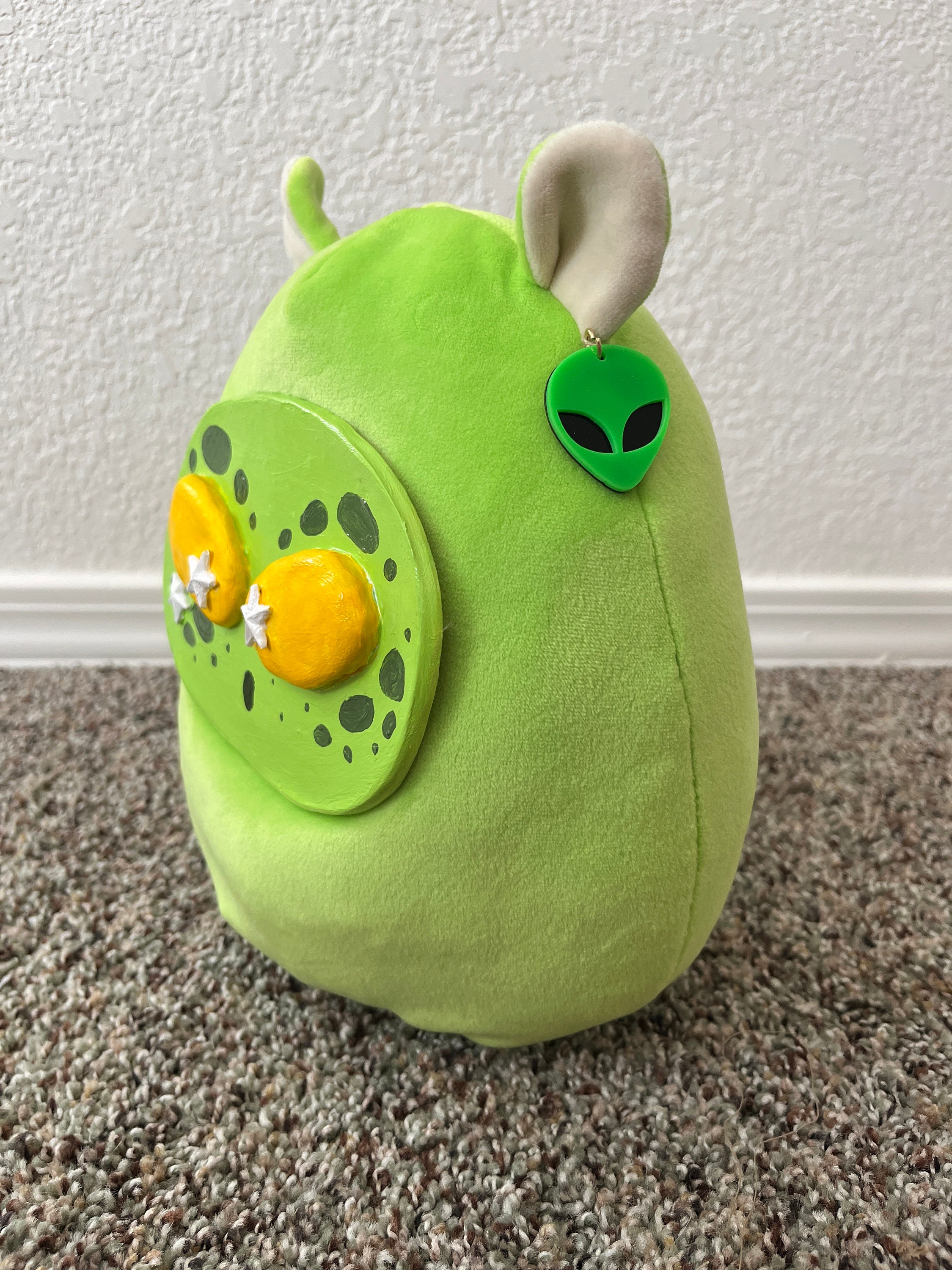 Clay Faced Stuffed Animal, Green Alien Plushie, Squishmallow - Etsy