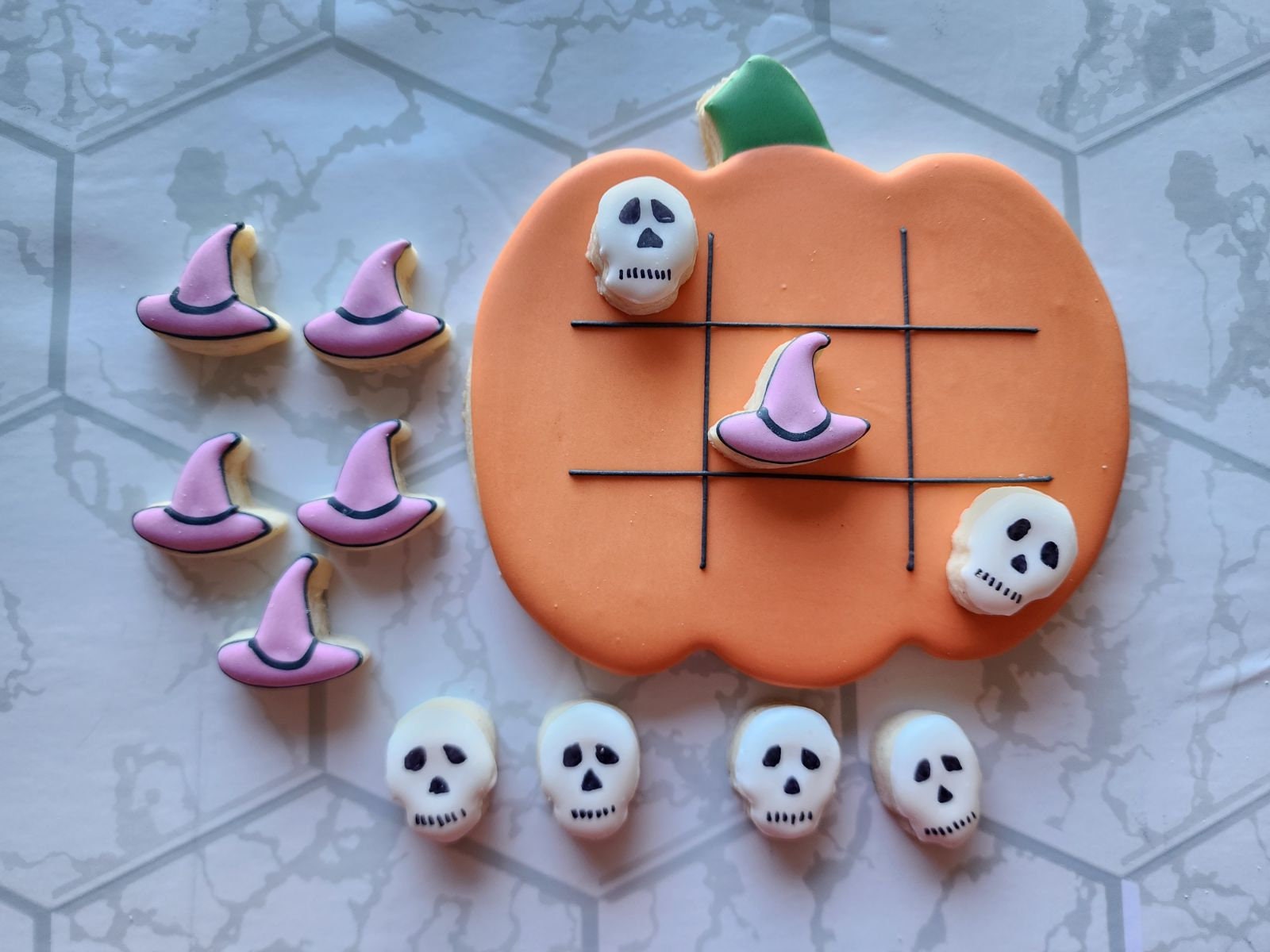 Halloween Tic Tac Toe Cookie Cutter Set - Pumpkin, Ghost, Skull, Witch ...