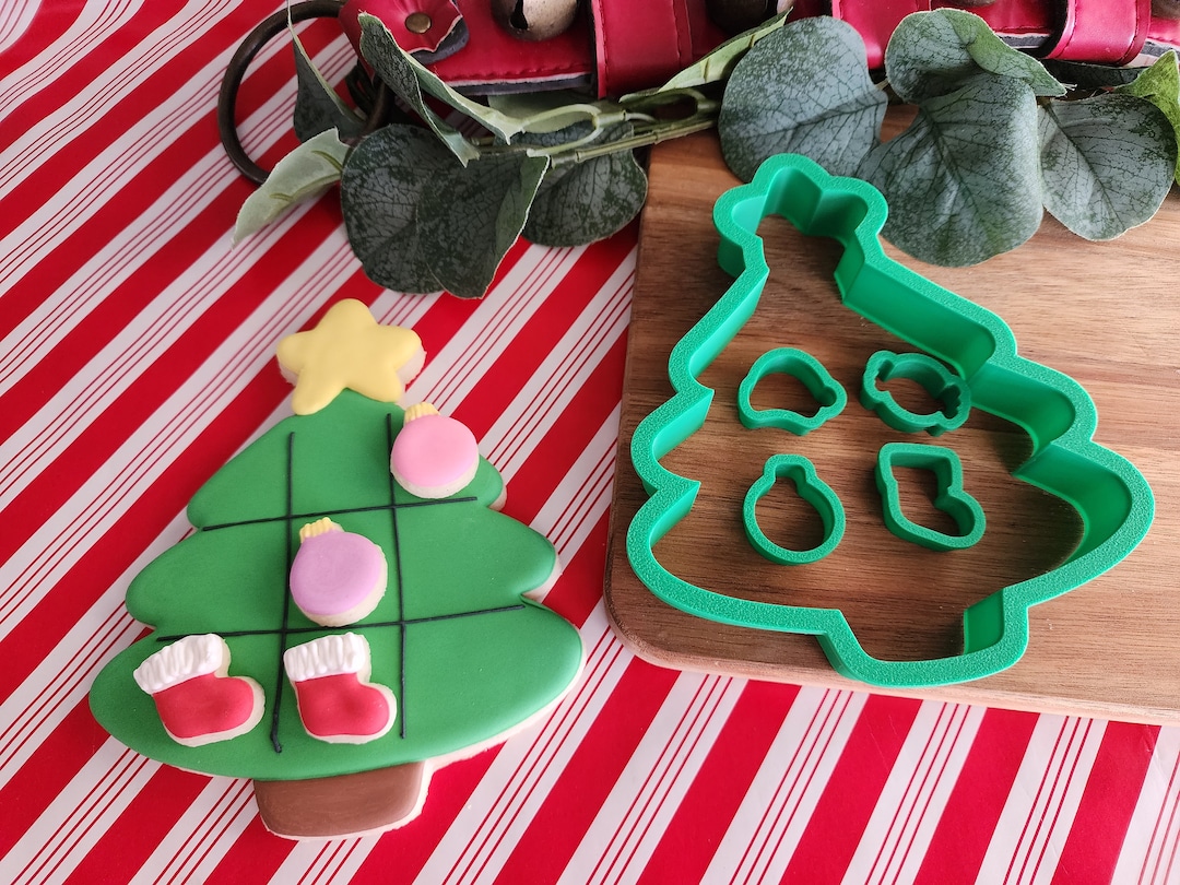 Christmas Tic Tac Toe Cookie Cutter Set: Tree Game Board, Holiday ...