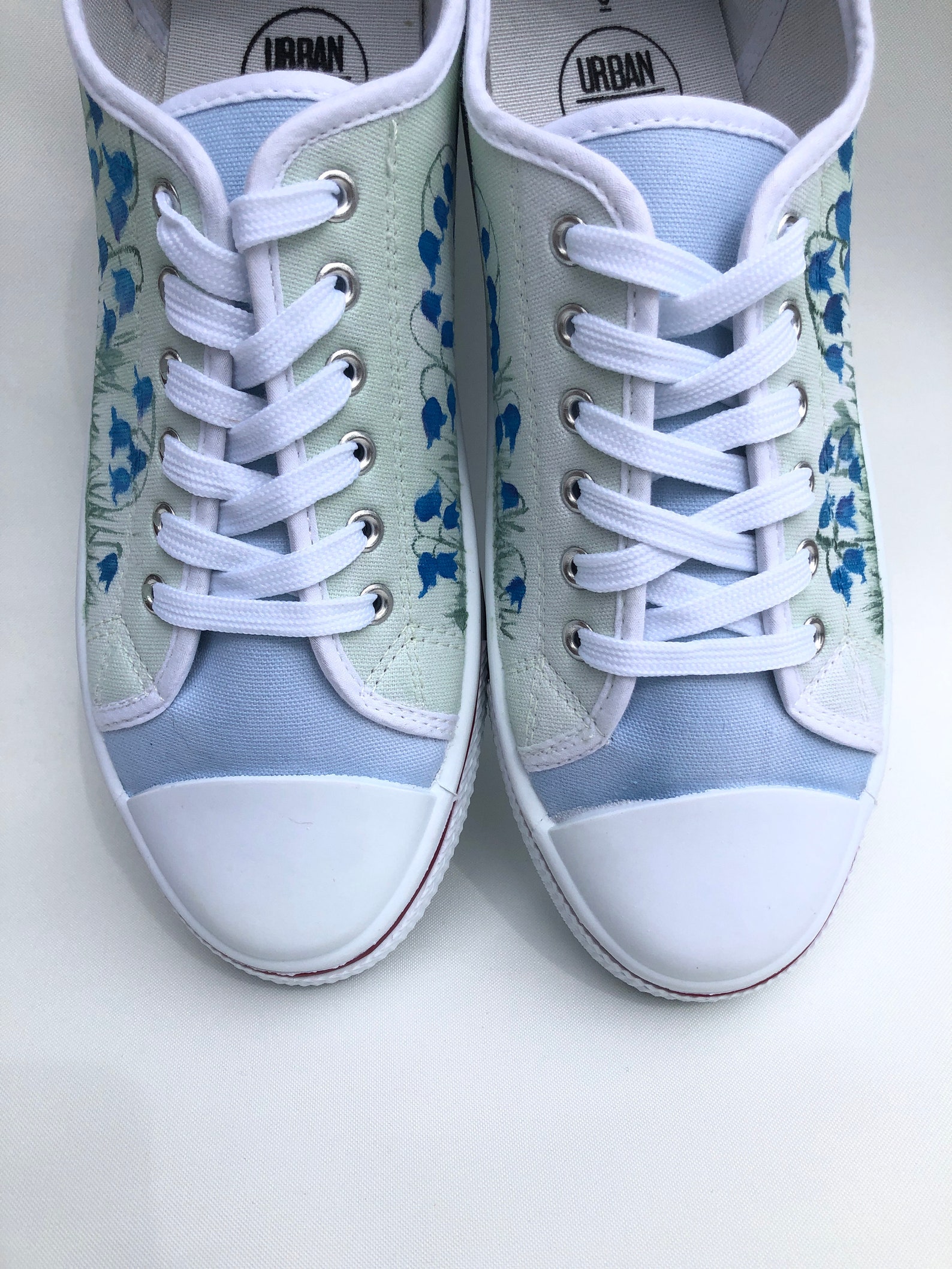Hand Painted Boho Wedding / Festive Converse - Etsy