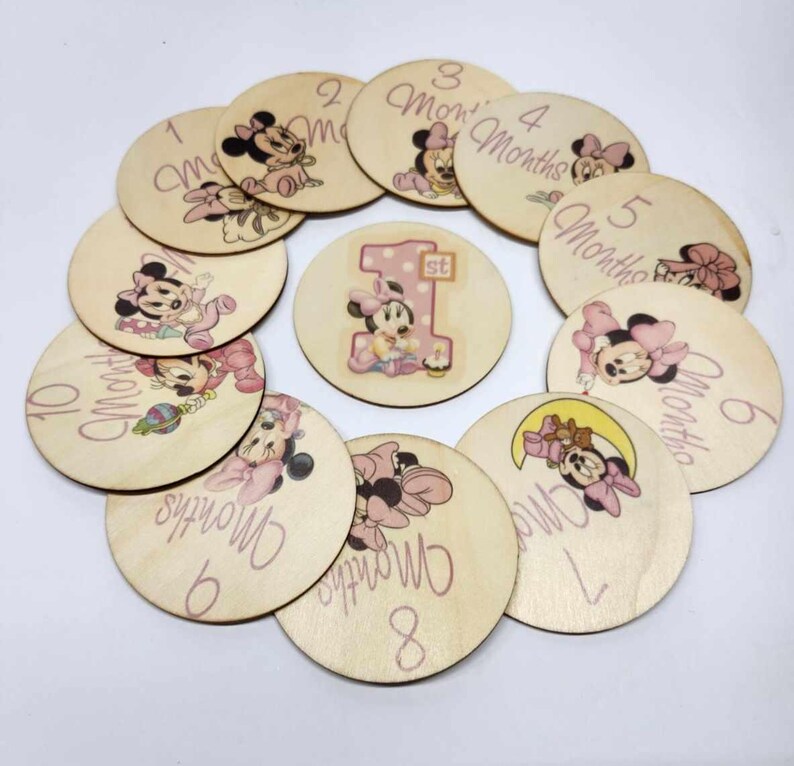 Milestone Wood, Milestone Cards, Winnie the Pooh Milestone Cards, Birth ...