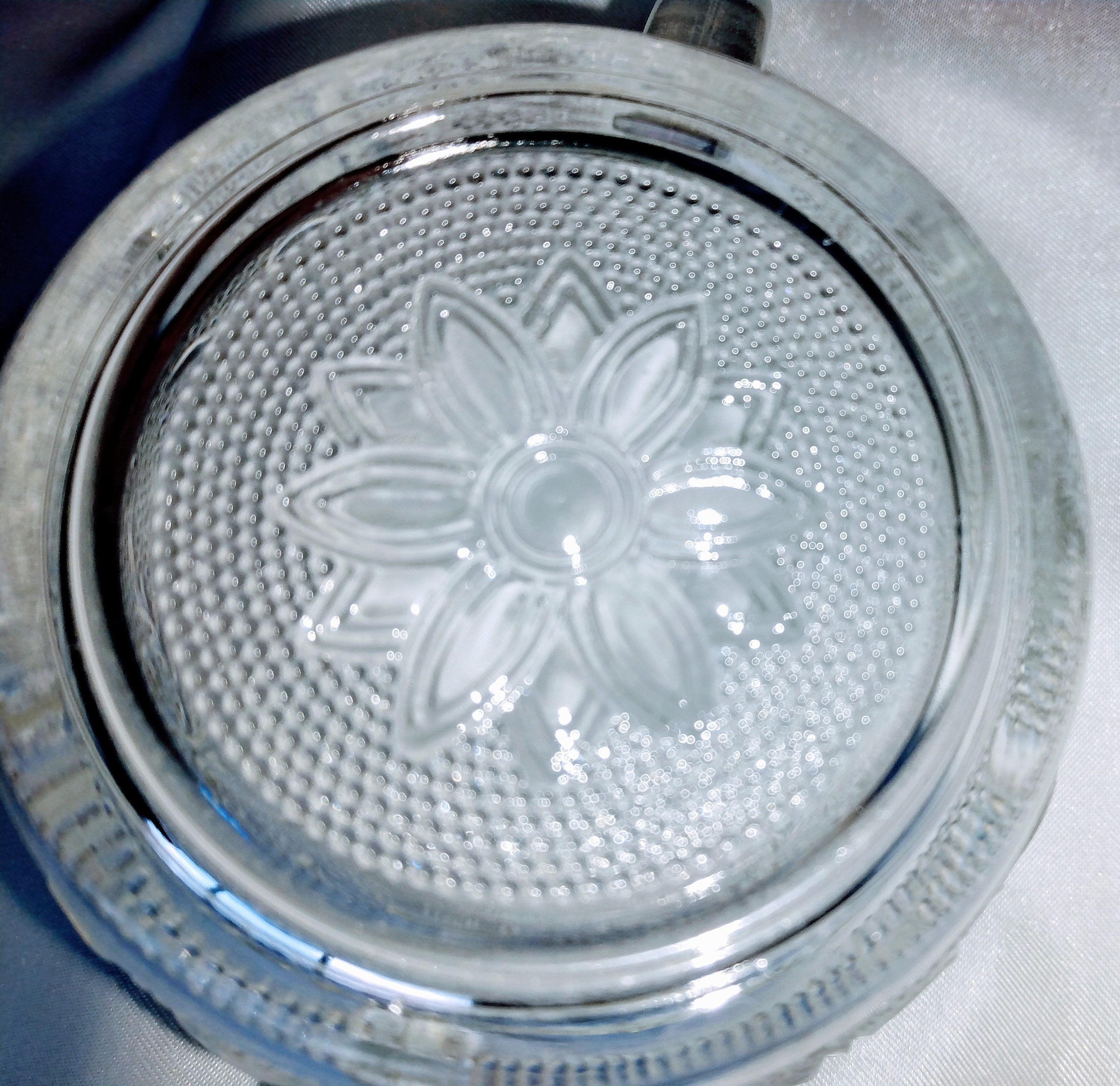 Vintage Anchor Hocking Sandwich Glass Cups and Saucers - Etsy