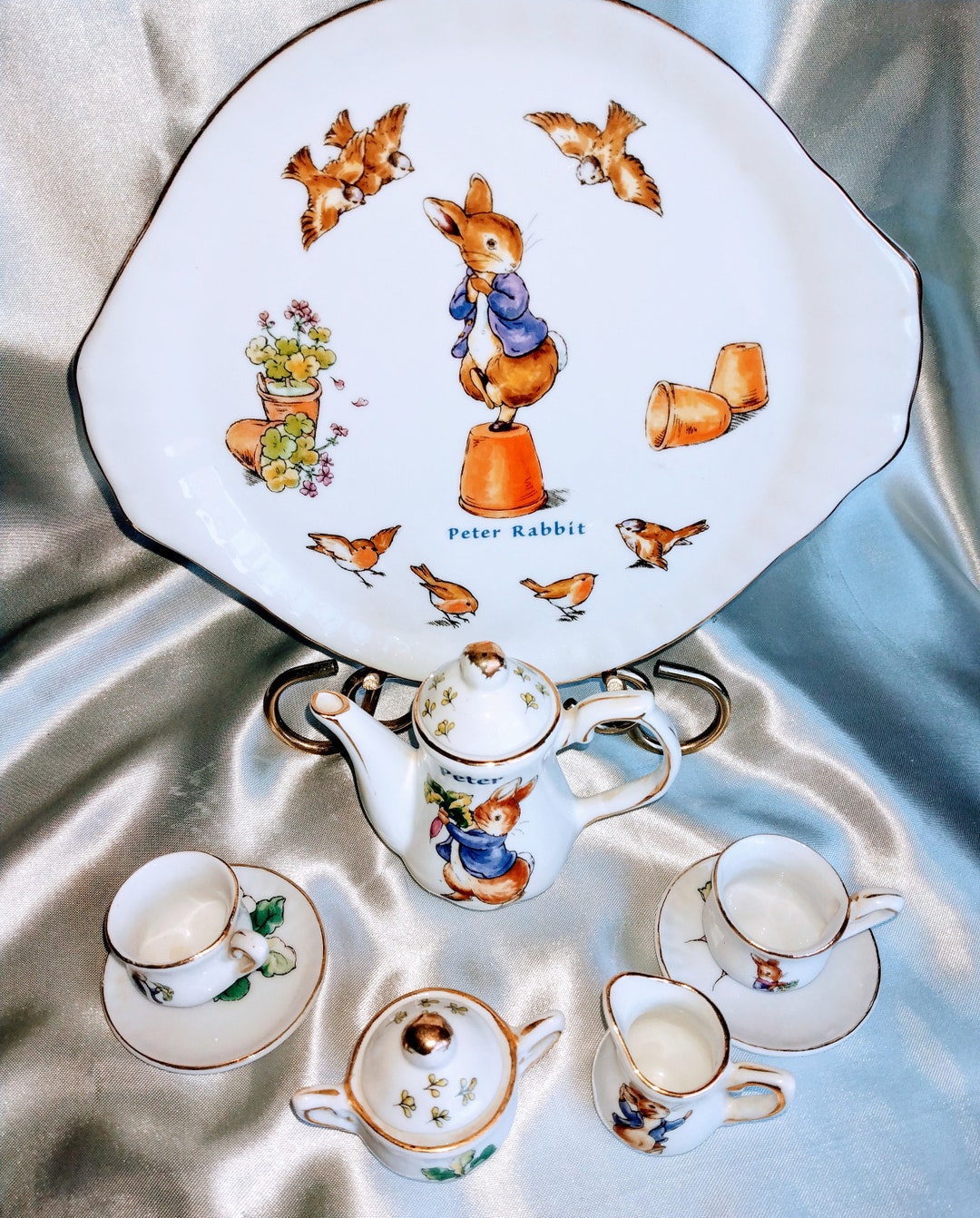 Miniature Peter Rabbit Tea Set Eight Pieces. Frederick Warne Co. 2002 ...