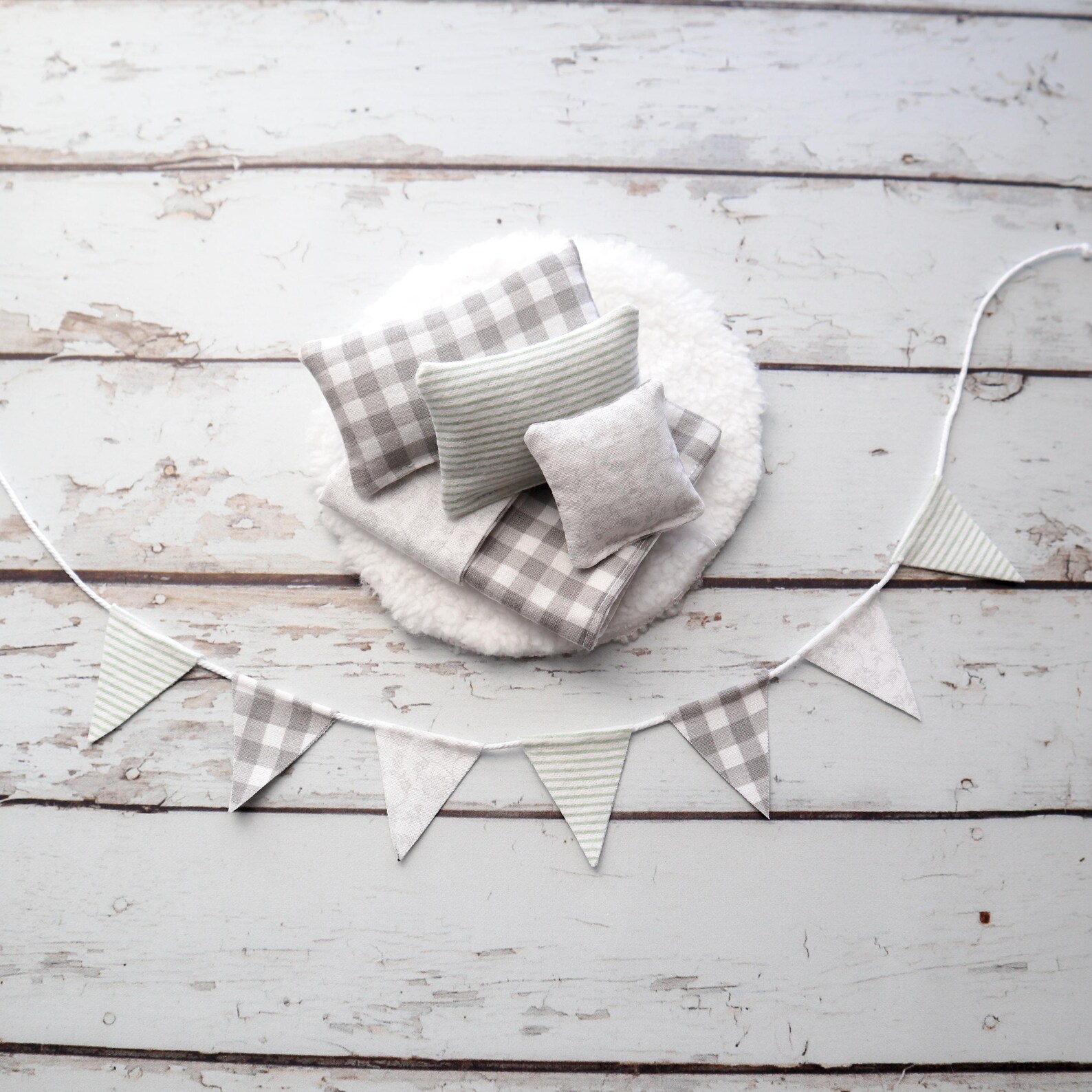 Miniature Bedding Set for Maileg and Chelsea Dolls, Dollhouse Bunting ...