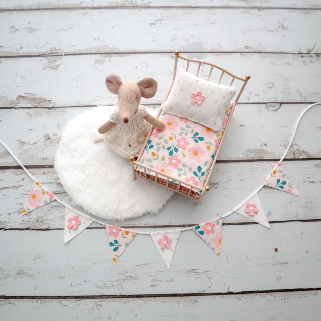 Miniature Floral Bedding With Matching Bunting for Mice, Dollhouse ...