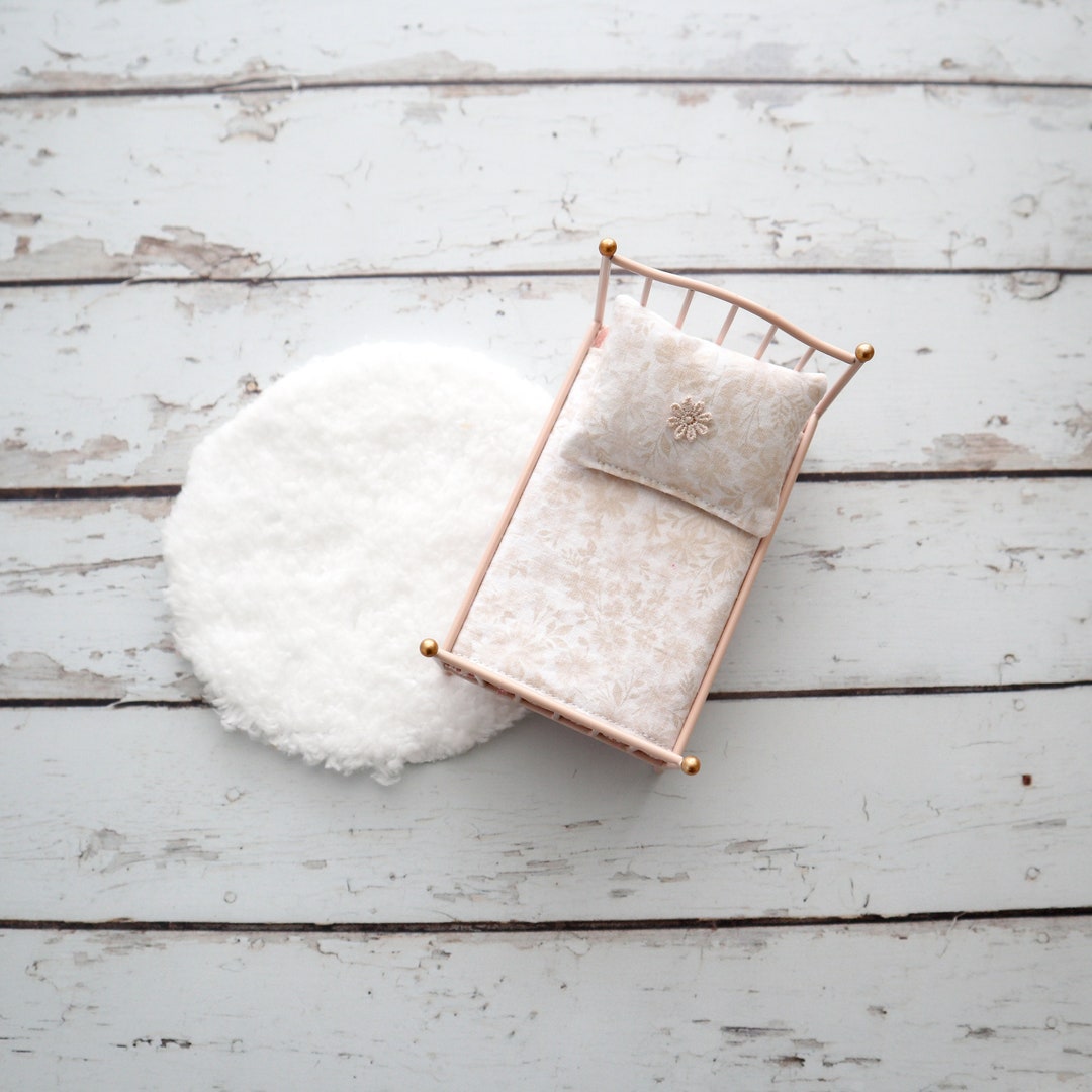 Miniature Bedding for Mice, Dollhouse Bedding for Small Dolls, Maileg ...