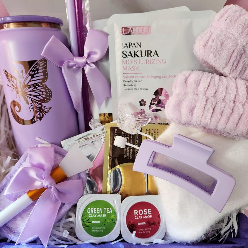 Preppy Gift Basket - 60+ Gift Ideas for 2025