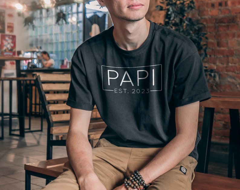 Papi New Dad Shirt Dad Est 2023 T-shirt Custom Dad Gift - Etsy