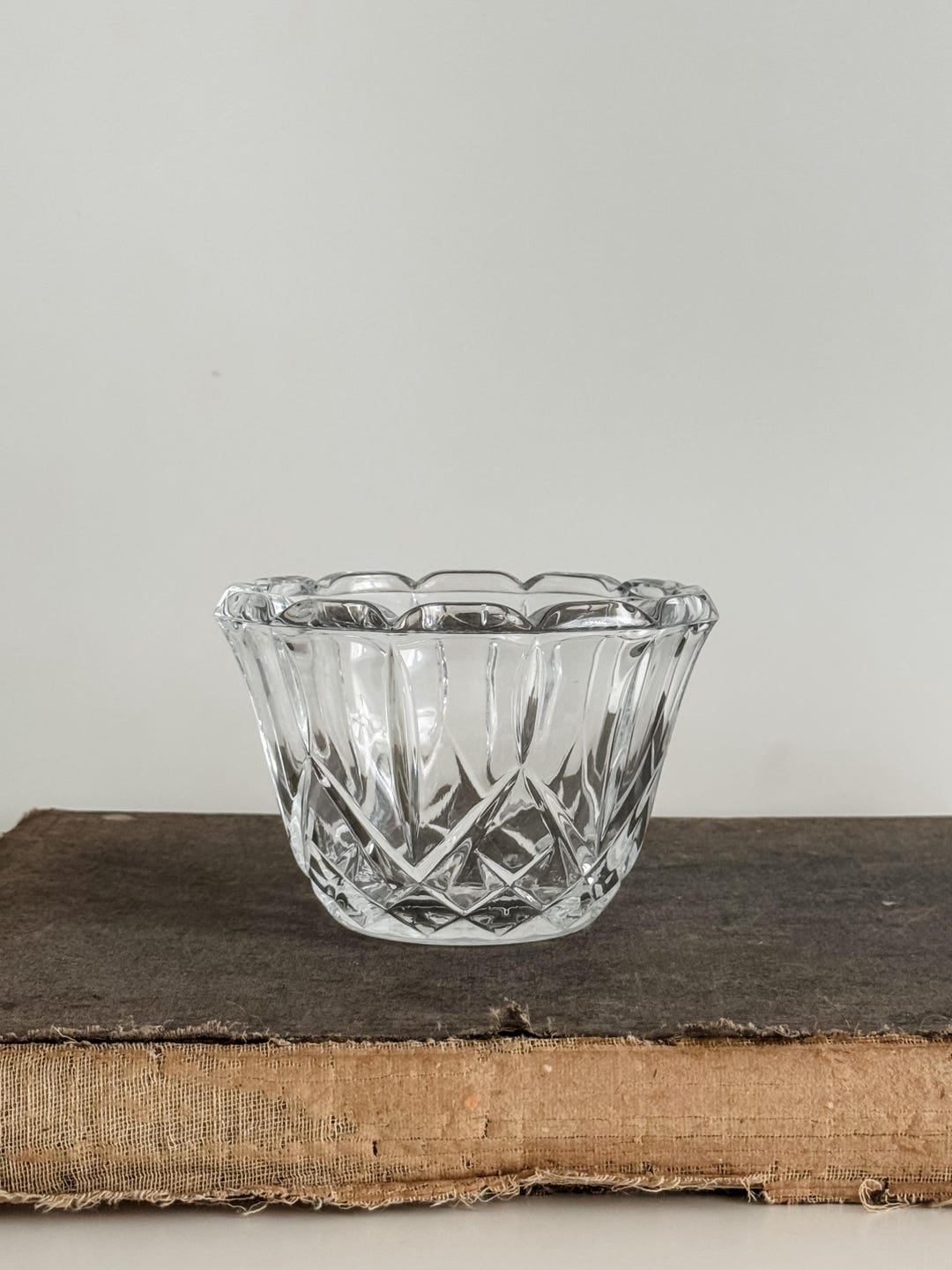 Vintage Clear Glass Bowl, Heavy Glass Bowl, Side Table Decor, Jewelry ...