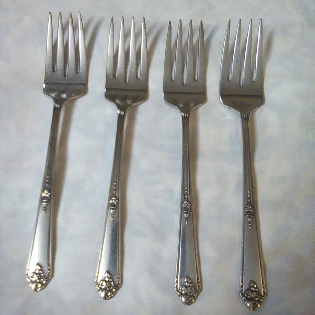 1948 Oneida Community Tudor Plate Sweet Briar Silver Plate - Etsy