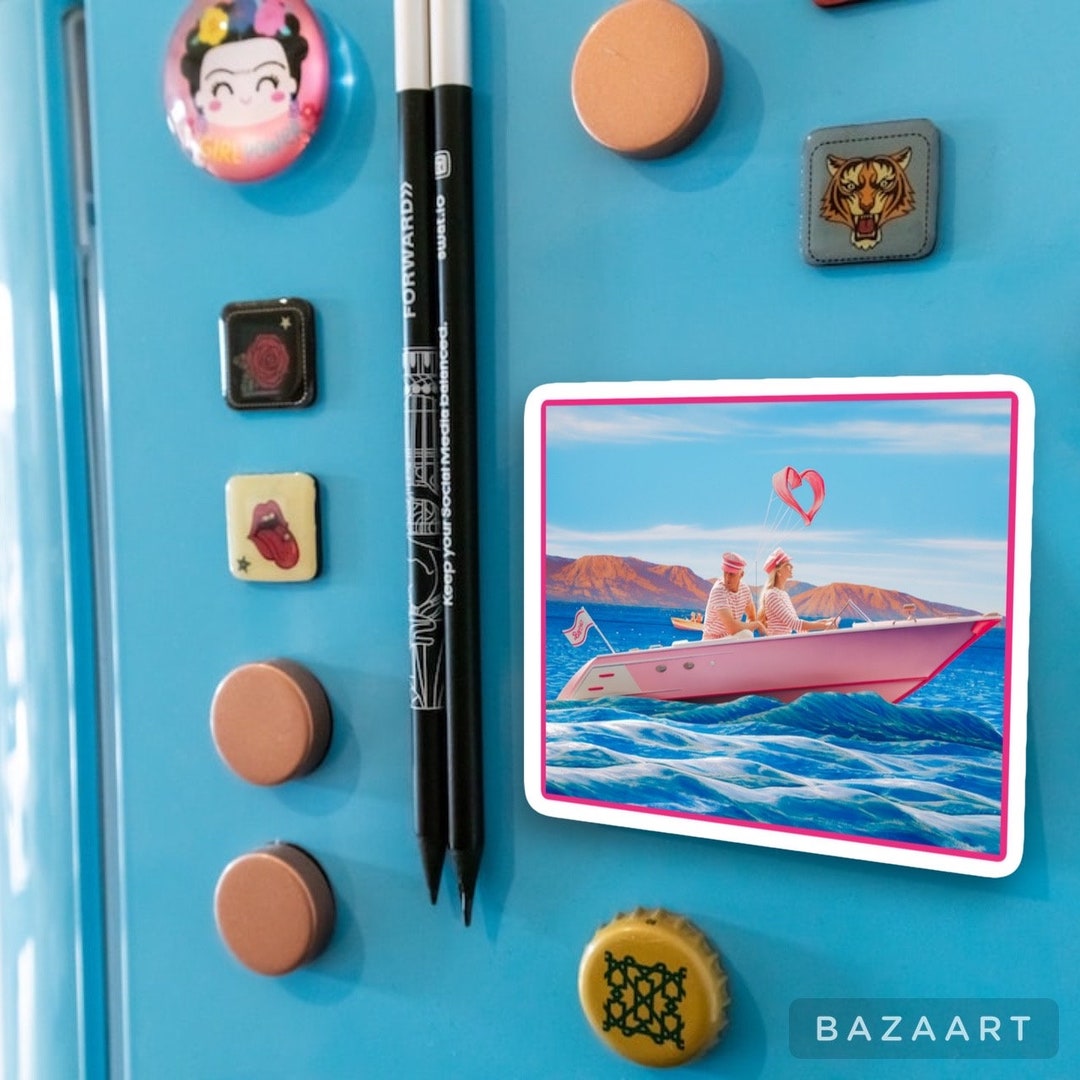 Margot Robbie and Ryan Gosling Pink Boat Die-cut Magnets - Etsy