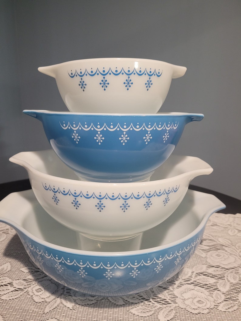 Pyrex Snowflake Garland Cinderella Bowls - Etsy