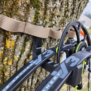 Saddle Hunting Bow Hanger With 3 Hanging Molle Clips Tethrd Topy Cruzr ...