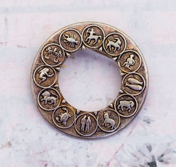 Vintage Bronze Tone Symbolic Zodiac Signs Ring Brooch… - Gem
