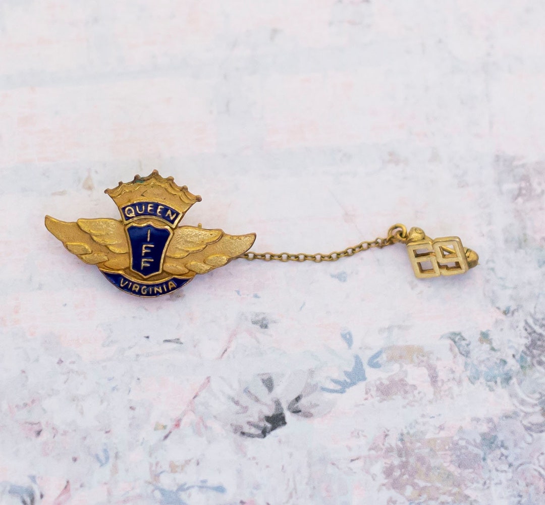 Vintage IFF Queen Virginia Emblem Chained Brooch BB4 - Etsy