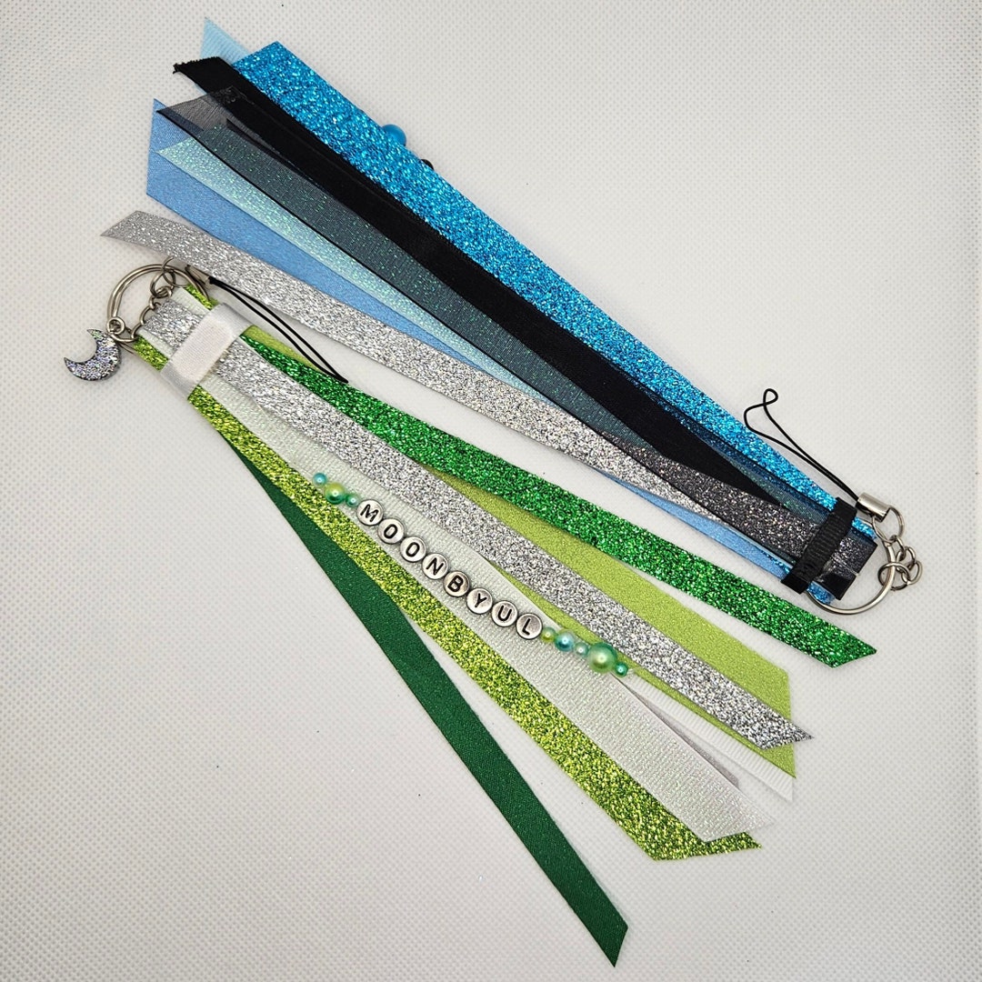 Custom Lightstick or Bag Charm Made to Order - Etsy