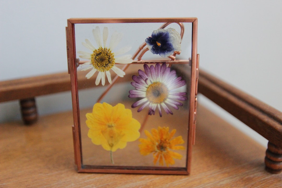 Pressed Flower Frame With Real Flowers, 3"x4" - Etsy