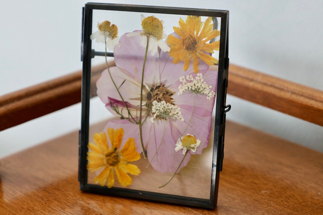 Pressed Flower Frame With Real Flowers, 3x4 - Etsy
