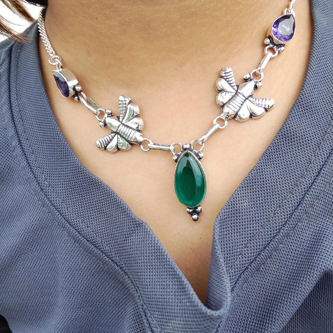 Green Onyx Bee Link Necklace: Sterling Silver Gemstone Jewelry - Etsy