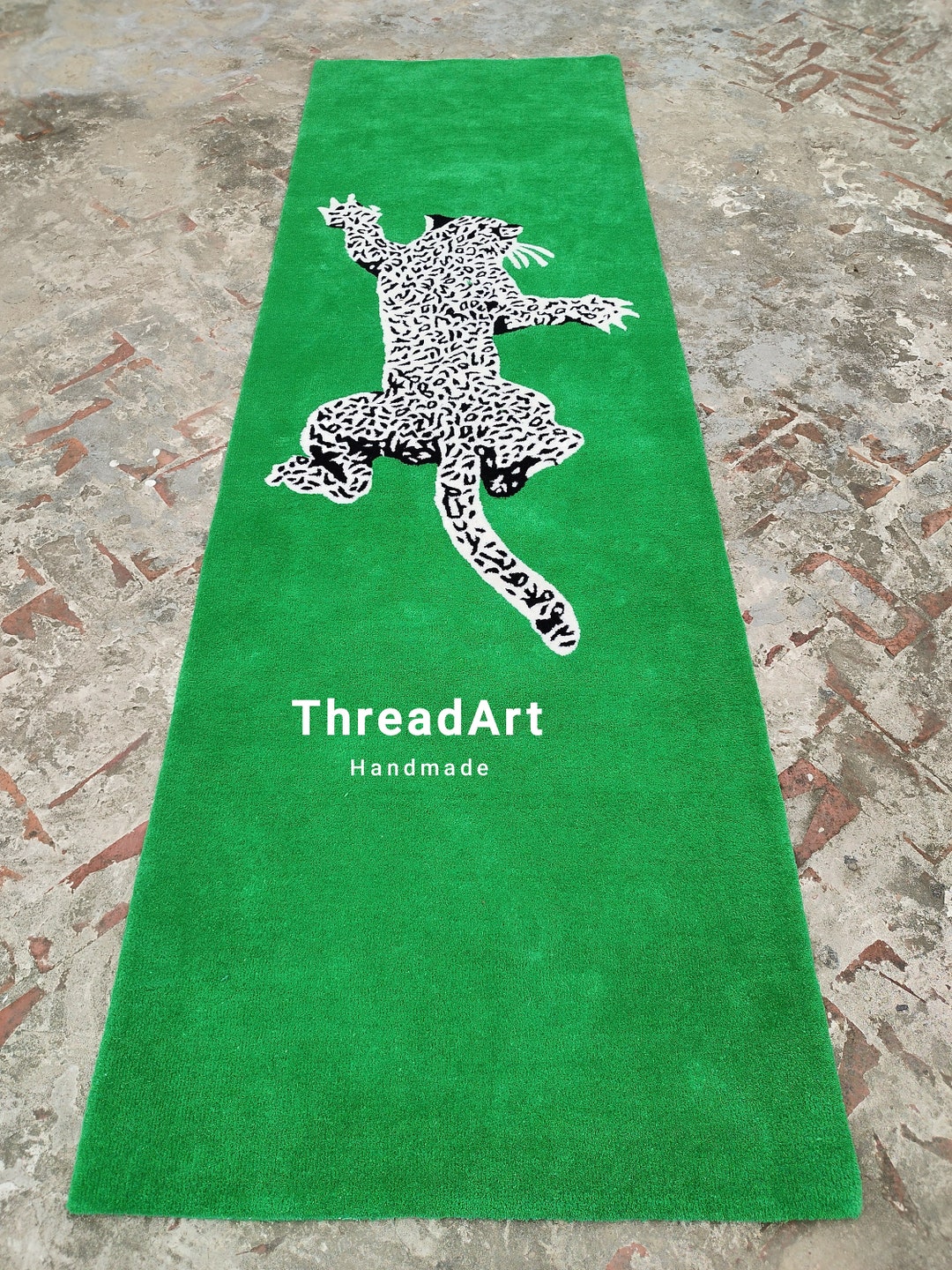 Animal Print Hand Tufted - Rug Climbing Leopard 5x8, 4x6 Rug, 6x9, 9x12 ...