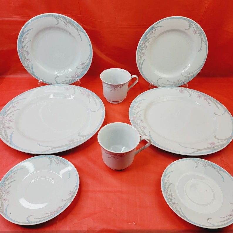 Vintage 1980's 8 Pc 2 Place Settings Dinnerware Blue Pink on White ...