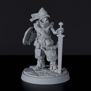 Human Adventurer Dnd Inspired Fantasy Dnd Tabletop RPG Mini Great ...