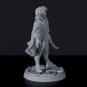 Elf Aristocrat Male Dnd Inspired Fantasy Dnd Tabletop RPG Mini Great ...