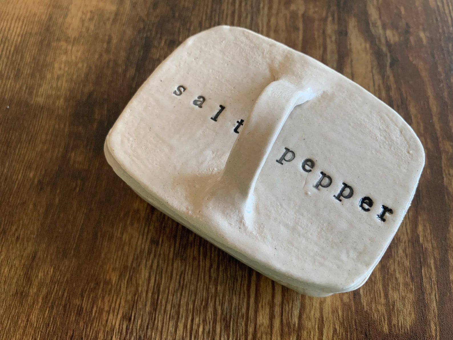 Handmade Ceramic Salt and Pepper Pinch Pot With Lid: Swiss Kitchenware ...