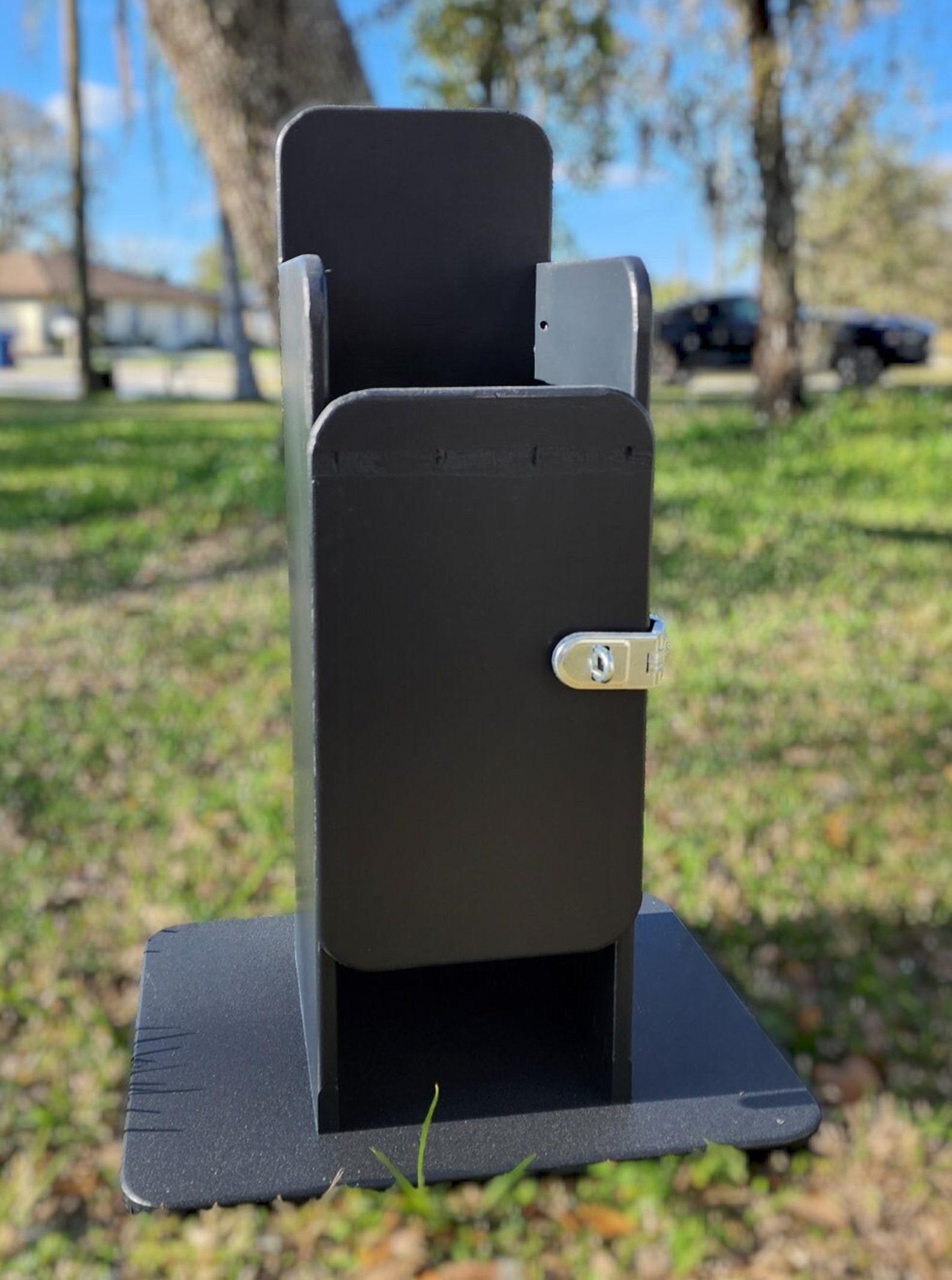 Bailey Chair for Dogs, High Chair for Dogs, Elevated Eating Chair for ...