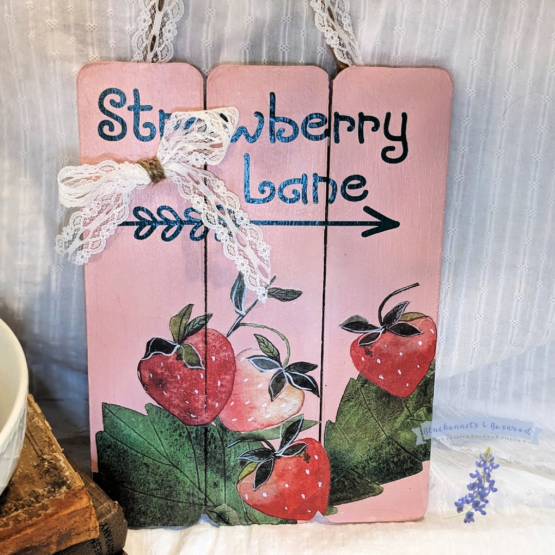 Strawberry Wood Sign - Summer Farmhouse Decor - Vintage Strawberry Girl ...