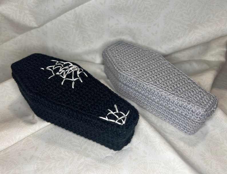 Mini Coffin Crochet Pattern - Etsy