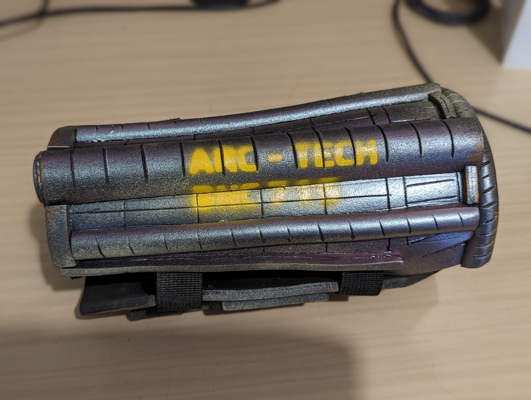 EVA Foam Sci-fi Wrist Device Prop - Etsy