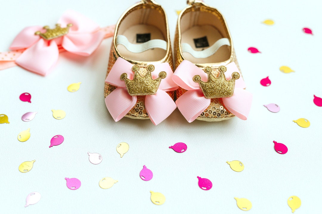 Princess First Birthday Shoes in Light Pink and Gold - Crown Shoes ...
