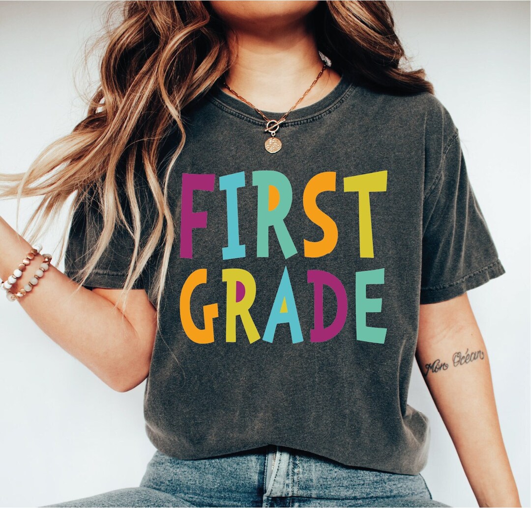 First Grade Shirt, Kindergarten First Grade Tshirt, Trendy Back to ...