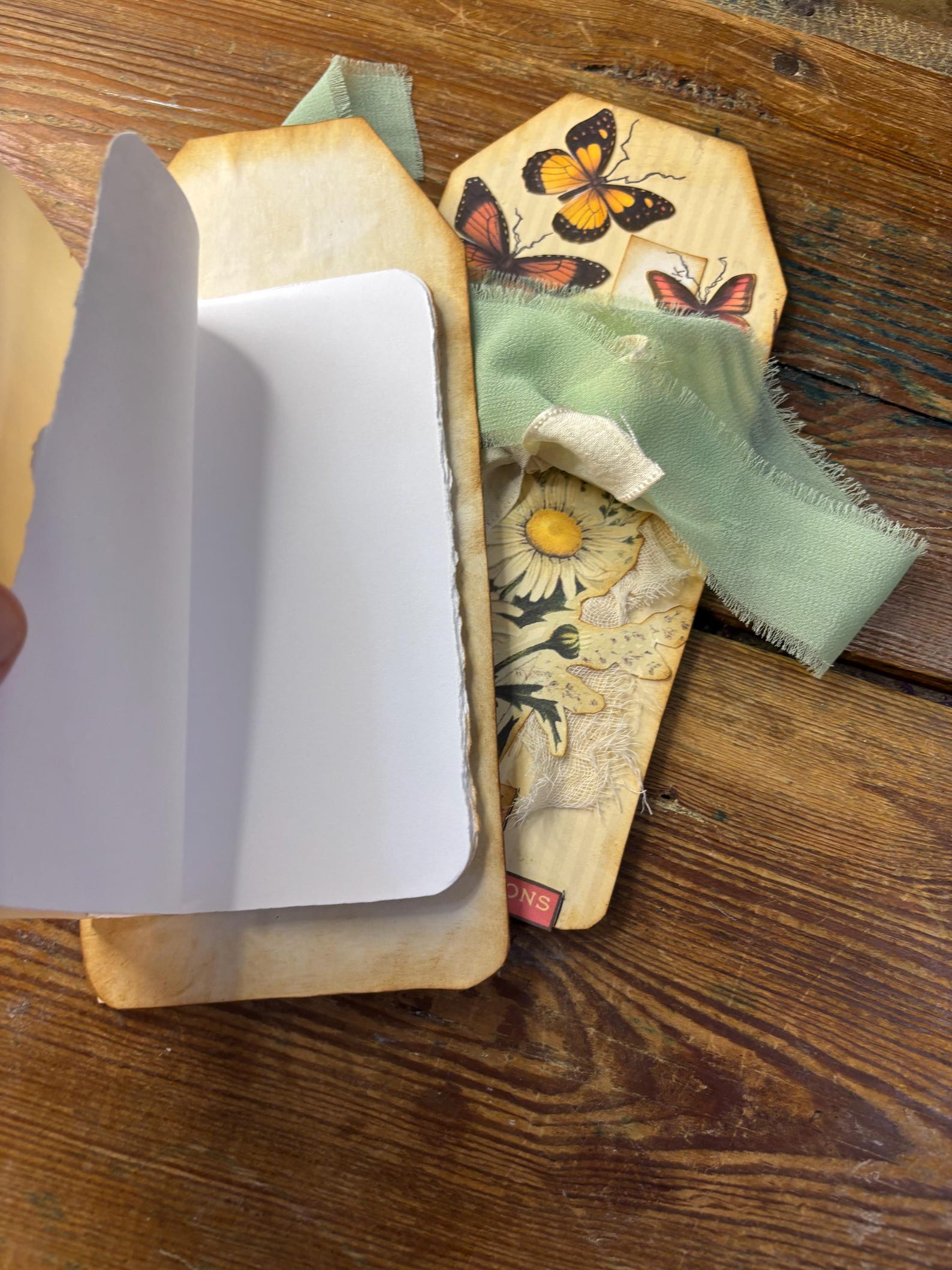 Journal Tags With Small Notepad, App 3 1/2 X 8" Decorated Tag With Cute ...