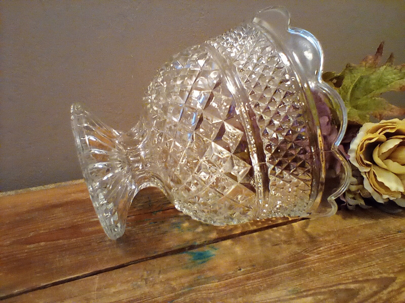 Vintage Scalloped Rim Pedestal Bowl With Diamond Over Diamond Pattern ...