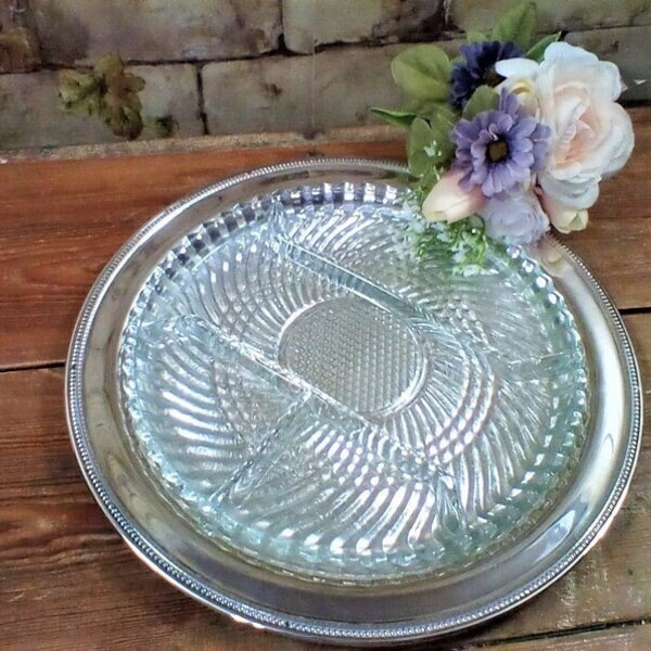 Pressed Glass Tray - Etsy