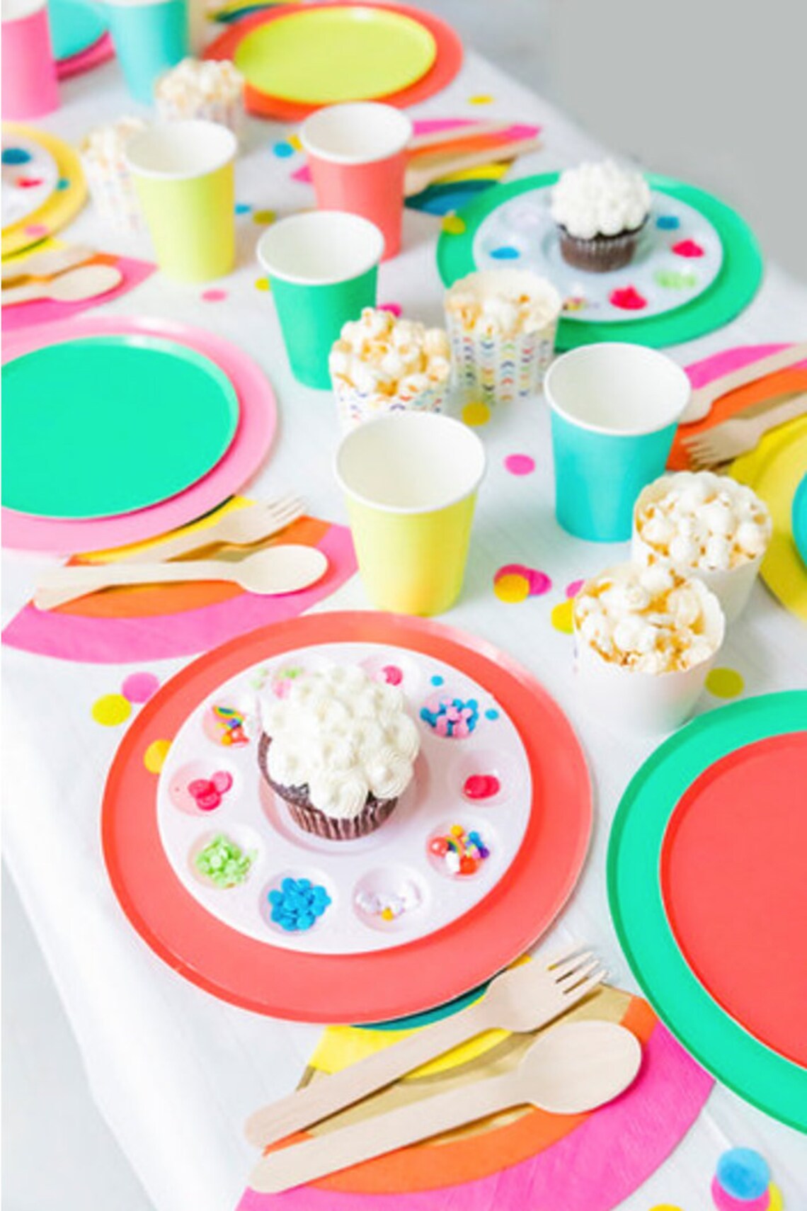 Art Theme Party Box, Children's Paint Event Kit and Decor, Reusable ...