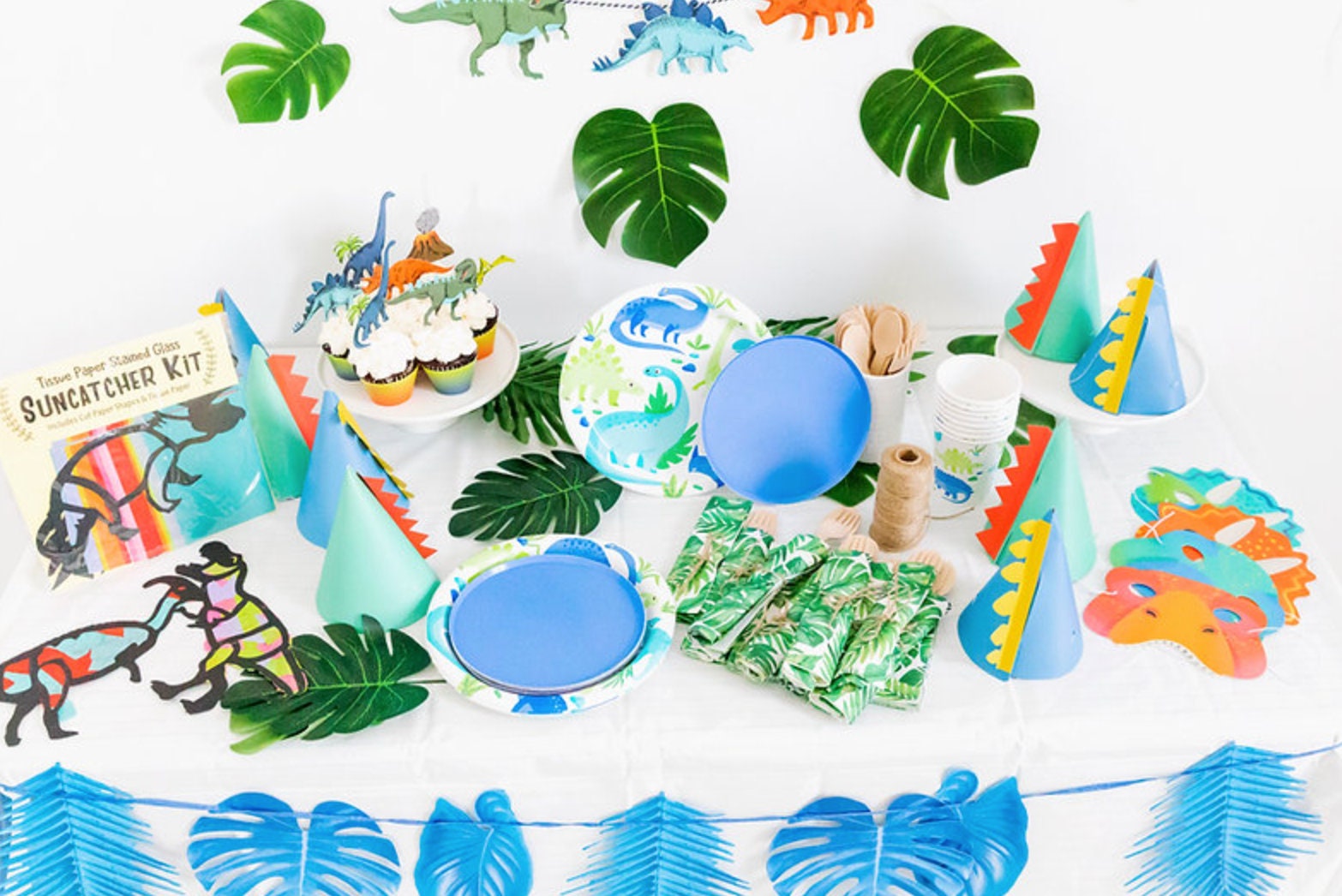 Dinosaur Theme Party Box, Dinosaur Event Kit and Decorations, Childrens ...