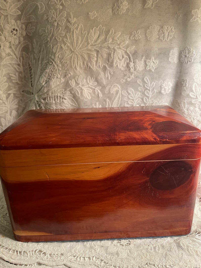 Handsome Cedar Chest With Lift Out Tray Open to the Scent of Fresh Cut ...