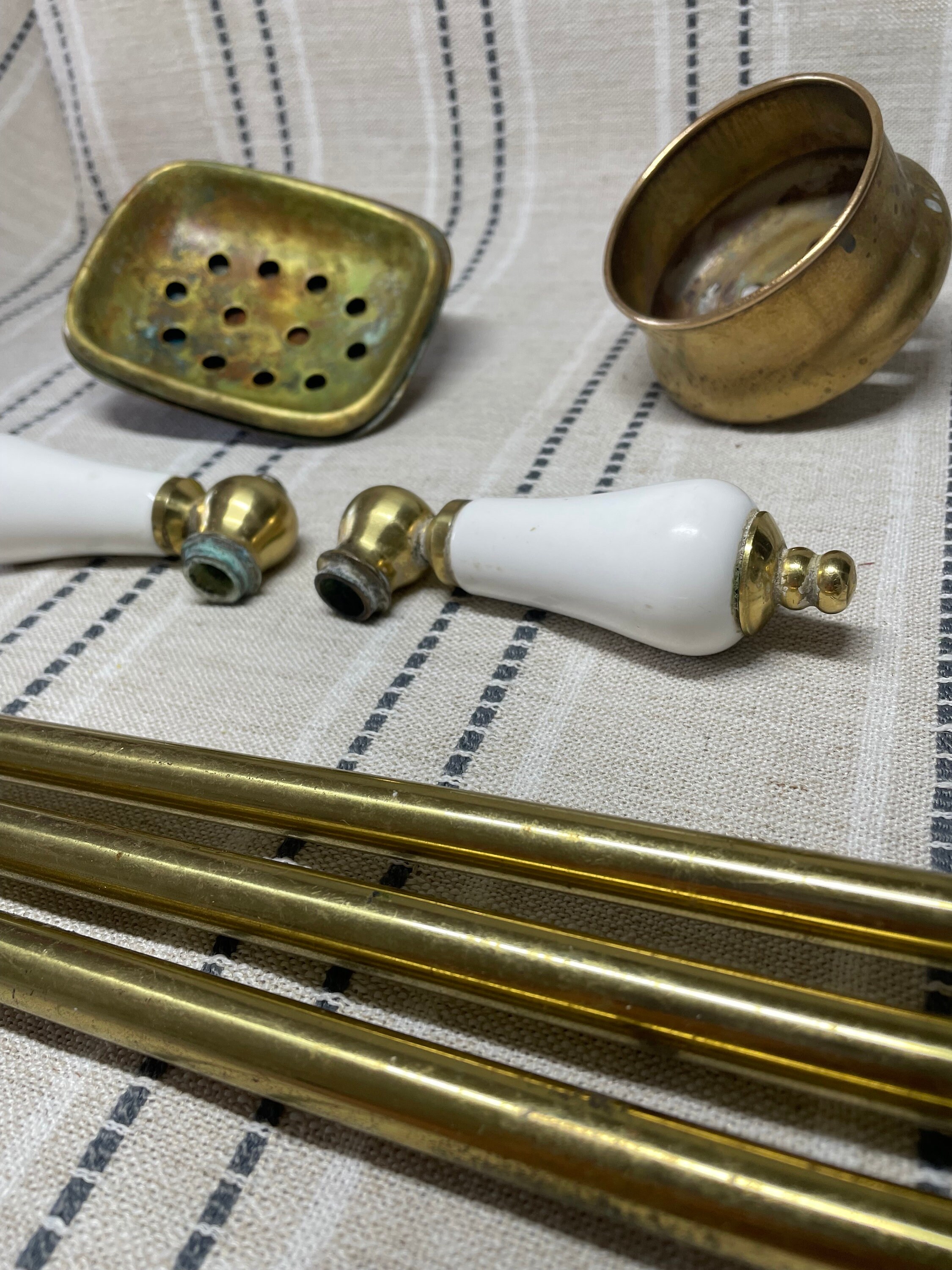 Historic Saratoga Spring Brass Bathroom Fixtures - Etsy