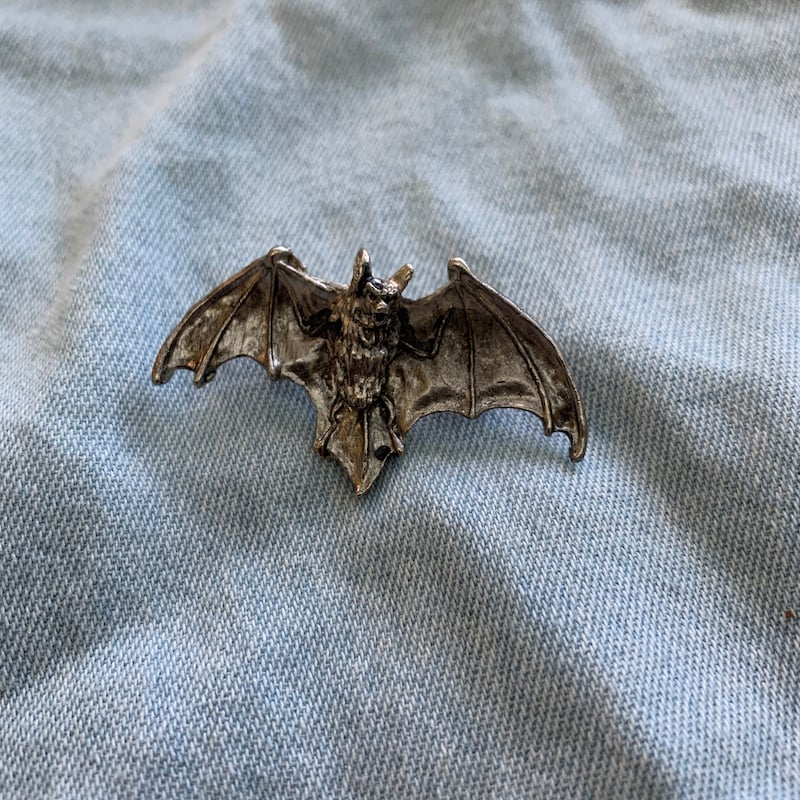 Bat Brooch - Etsy