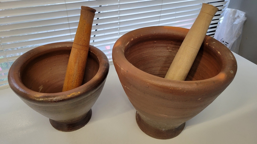 Handmade Thai Clay Mortar and Wooden Pestle: Papaya Salad Kruk - Etsy