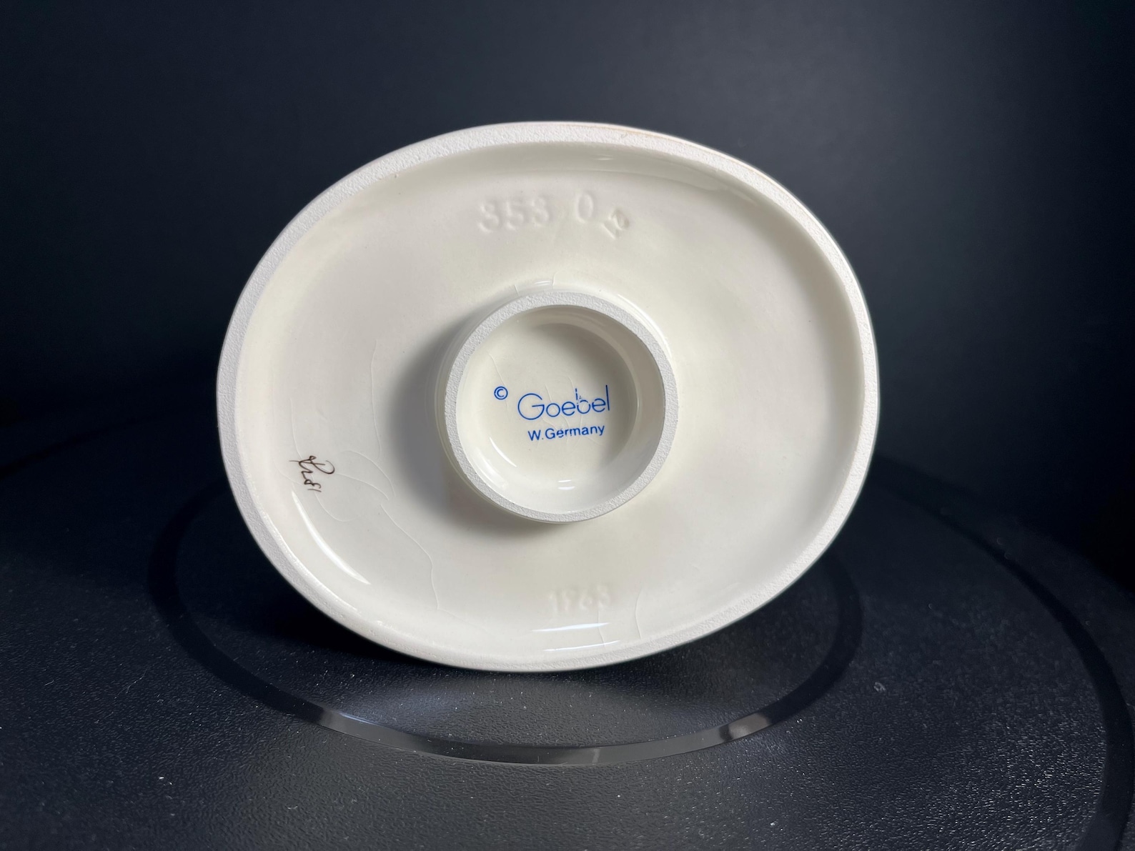 Spring Dance Goebel Hummel Figurine #353/0 - Two Sisters Dancing in ...