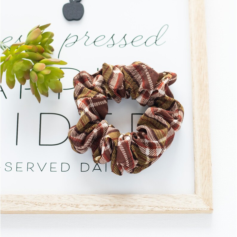 Classic Plaid Scrunchie Stylish Hair Accessory for Any Occasion 7 ...