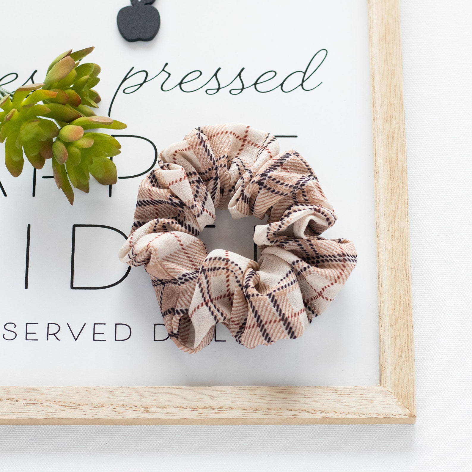 Classic Plaid Scrunchie Stylish Hair Accessory for Any Occasion 7 ...