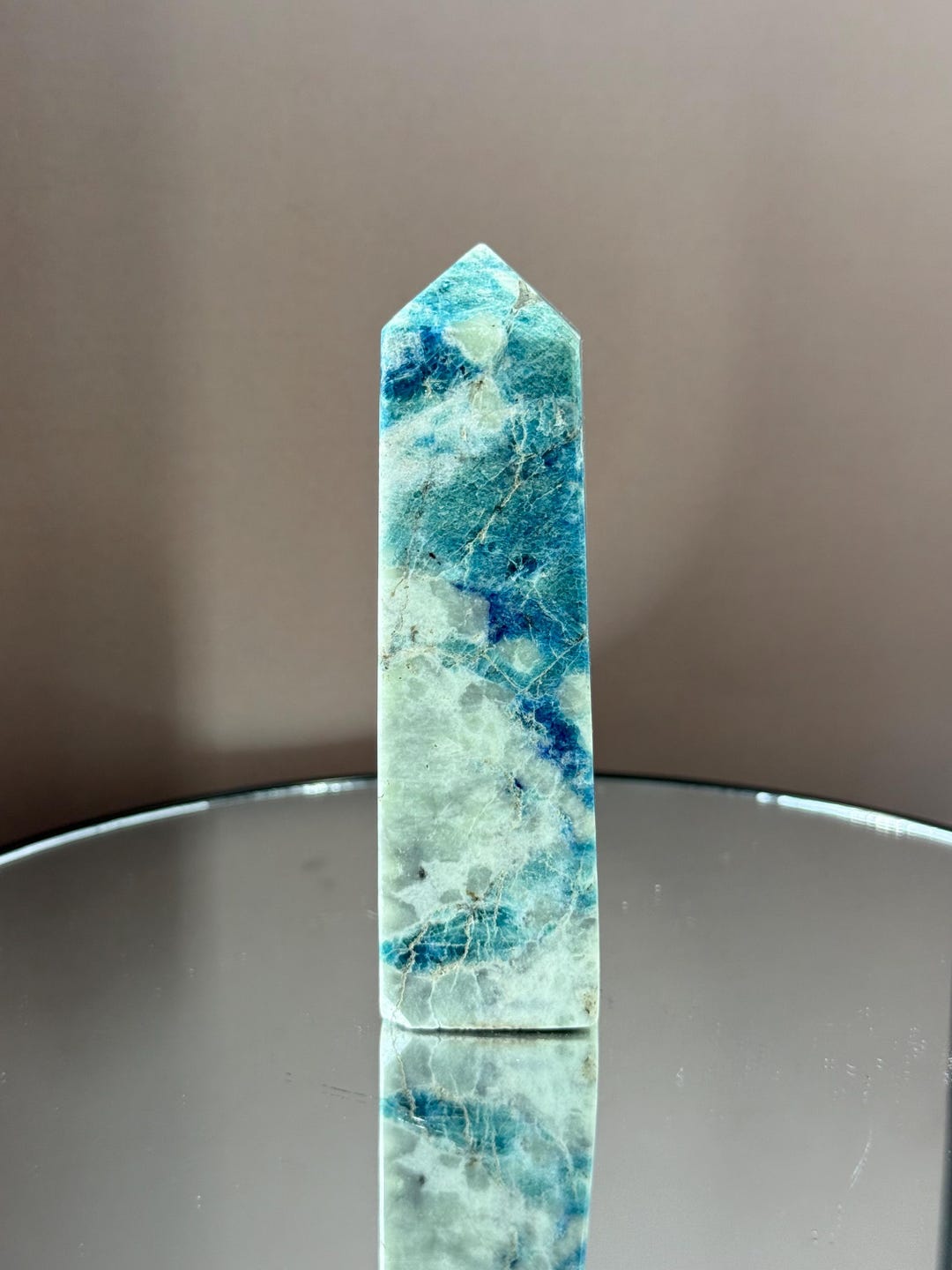 UV Reactive Sodalite Tower From Afghanistan | Natural Crystal Decor ...