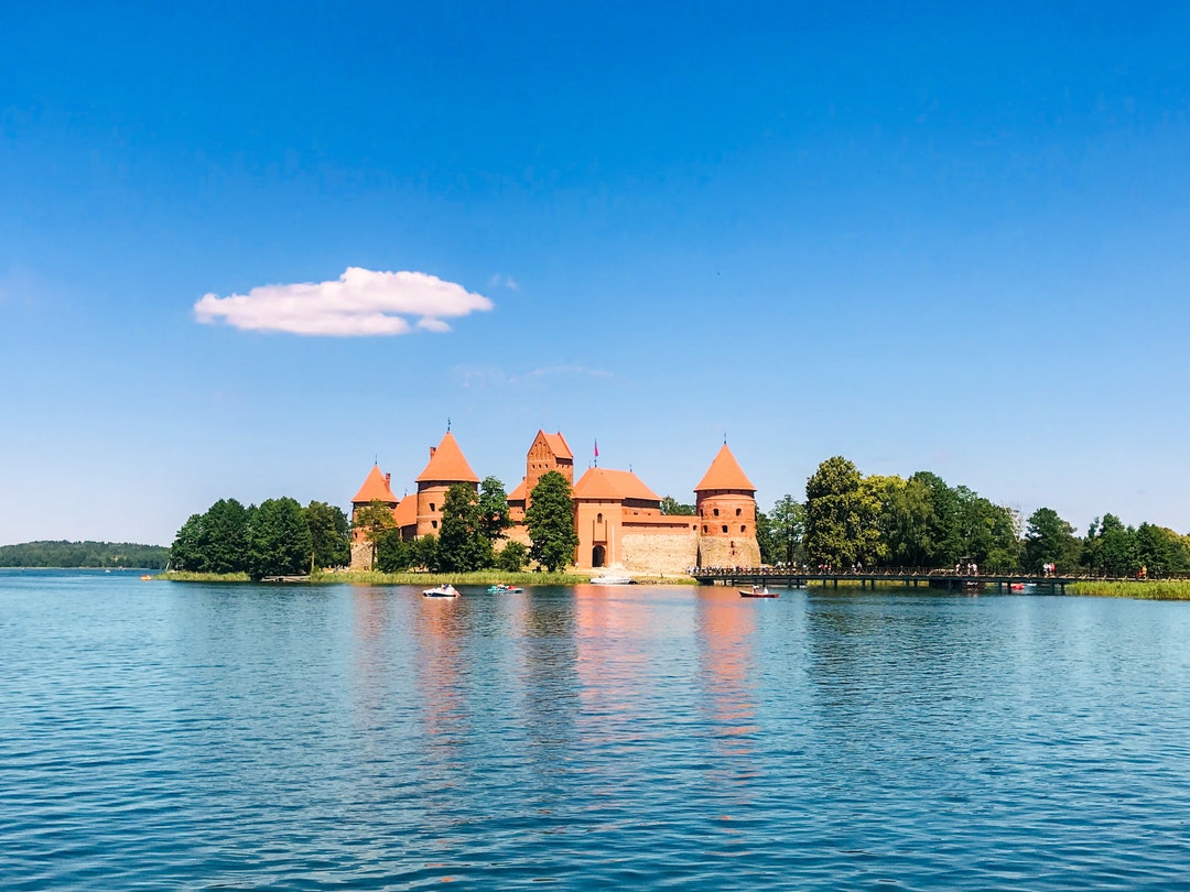 Castle on the Water /gothic/ Brick/stone Castle in Trakai , Lithuania ...