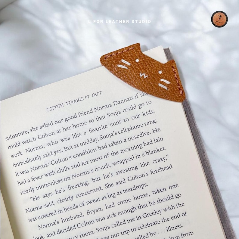 Cat Bookmark, Personalized Leather Corner Bookmark, Cat Leather ...