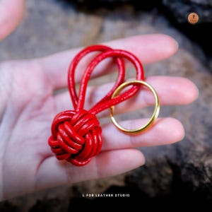 Monkey's Fist Leather Keychain - Leather Woven Ball Keychain - Leather ...